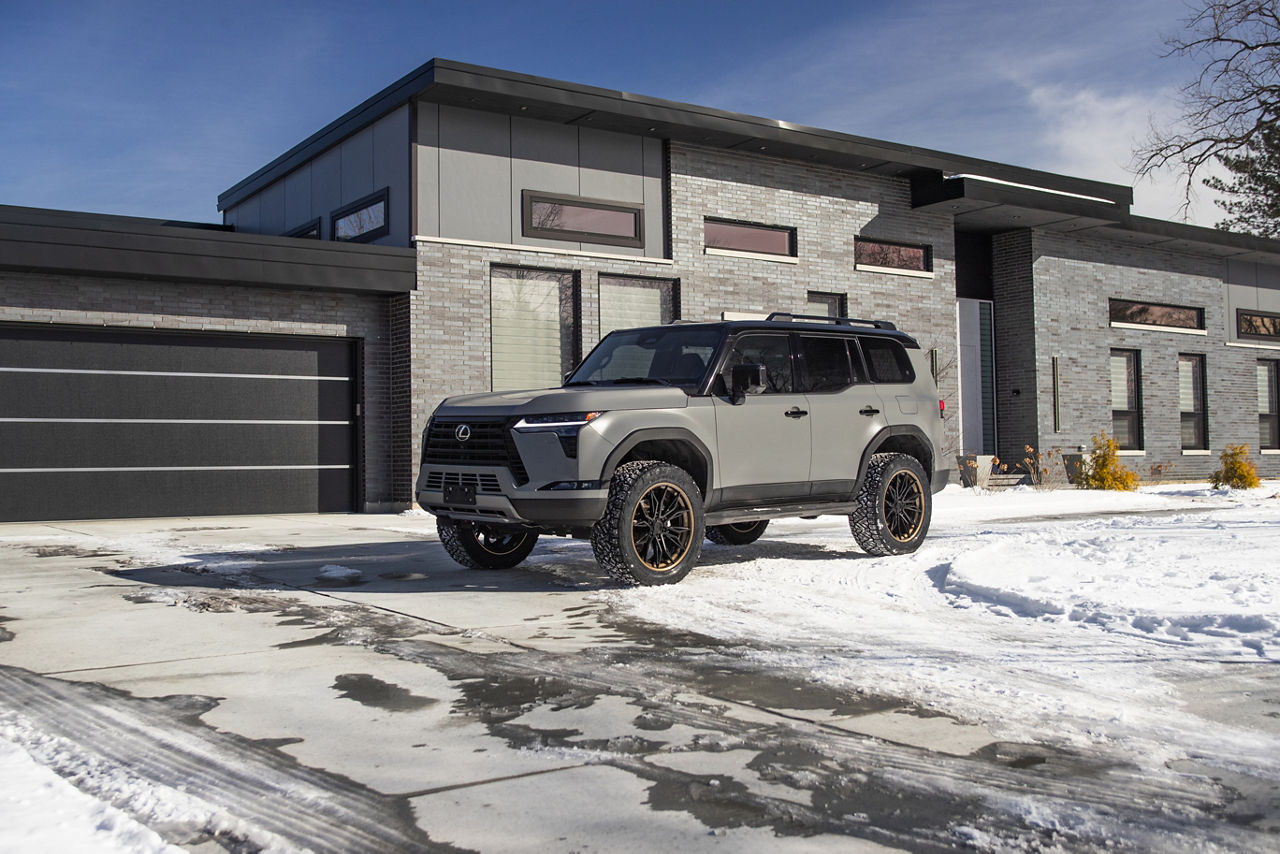 2025 Lexus GX550 - Fuel MUTINY - Black | Wheel Pros